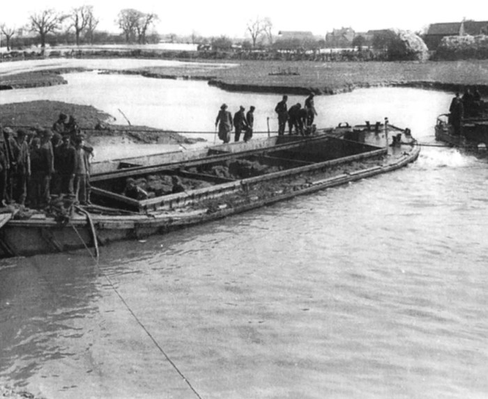 Hull’s World War II Concrete Barges Part 2 – Open Bridges