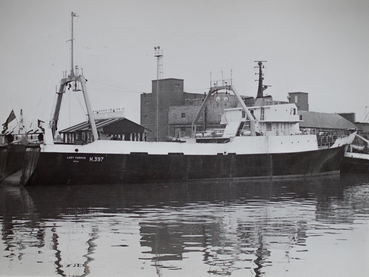 Brian Latus Hull Docks 1960s Part 1 – Open Bridges