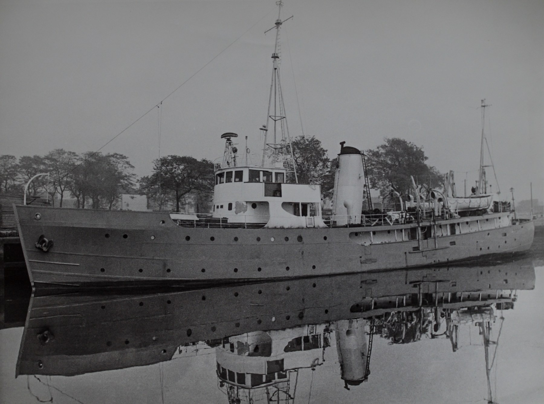 Brian Latus Hull Docks 1960s Part 2 – Open Bridges