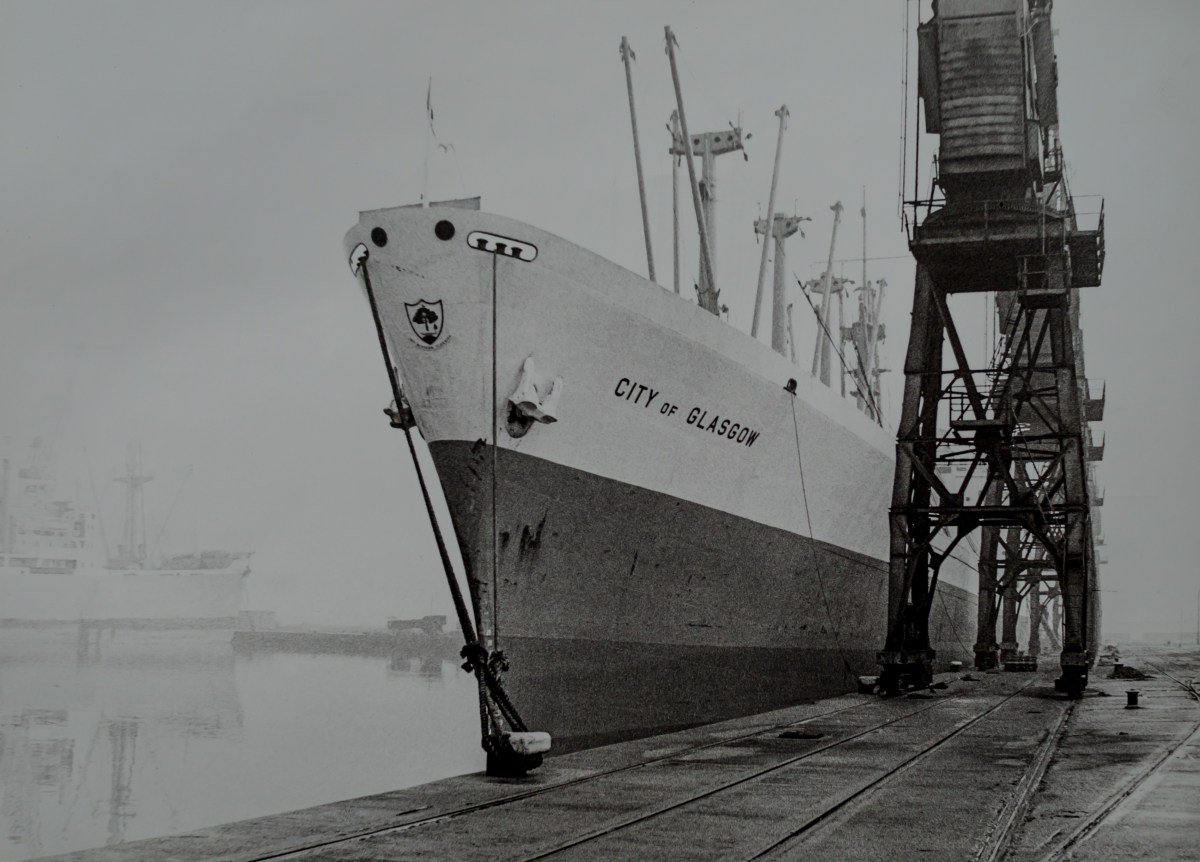 Brian Latus Hull Docks 1960s Part 1 – Open Bridges