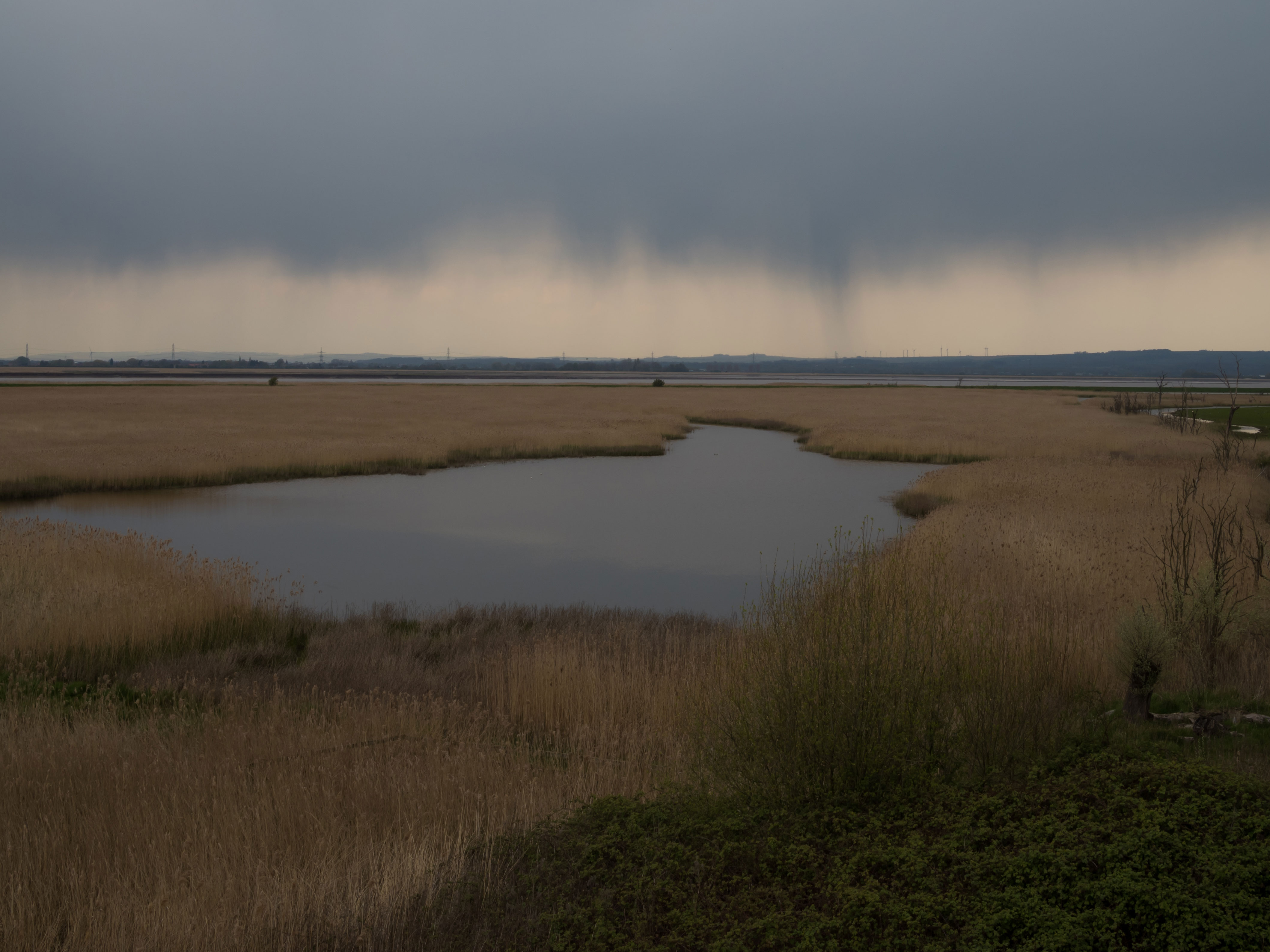 5. The Nev Cole Way – Whitton, Alkborough, River Trent and Burton ...