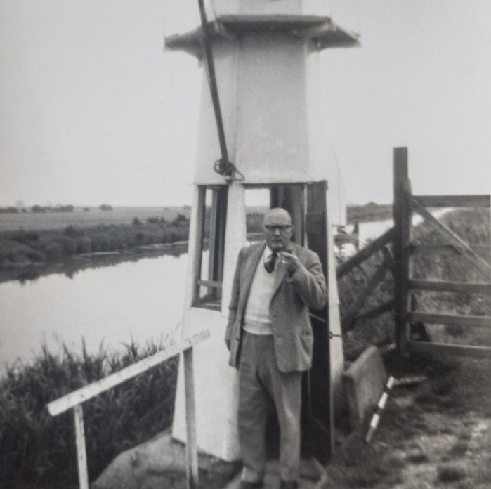 Racing on the River Hull with Brigham Sailing Club 1960s – Open Bridges